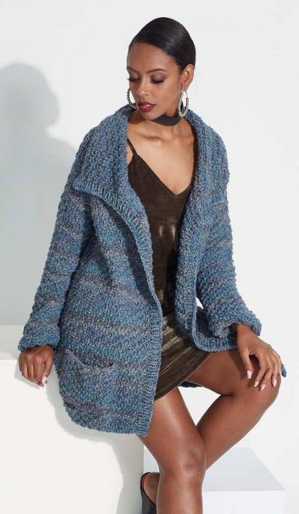 Aprenda com passo a passo o lindo casaco de tricô Aquarela