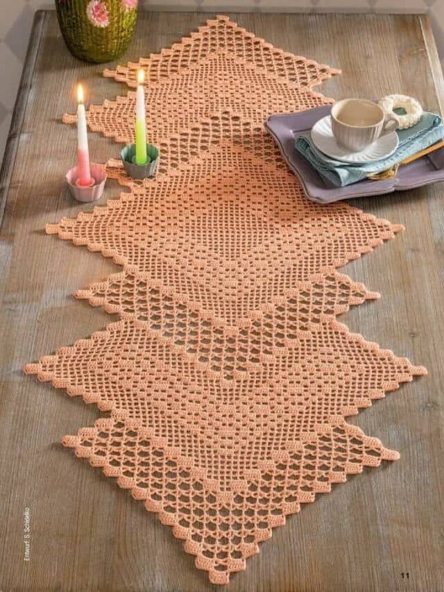 10 Lindos Trilhos de Mesa em Crochê para Você Conhecer!