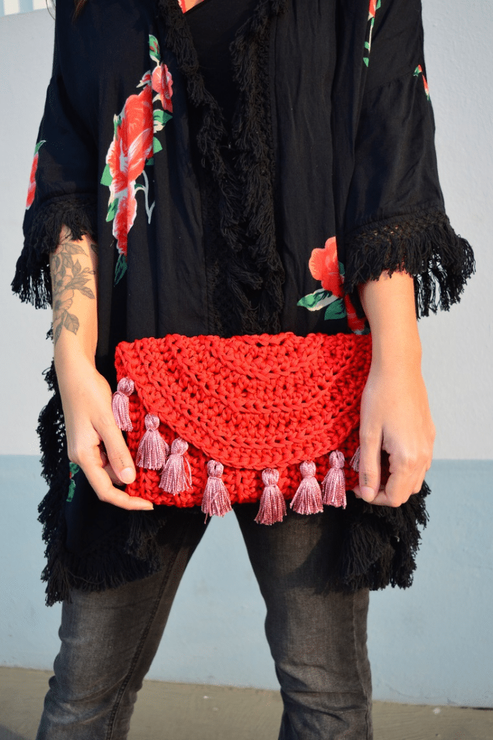 Maxiclutch Romã: O Toque de Sofisticação e Estilo que Você Precisa ...