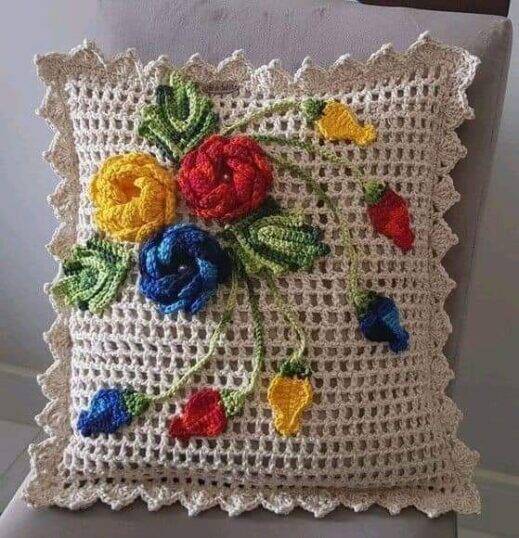 Almofadas em Crochê de Luxo: Charme Artesanal e Conforto para sua Casa!