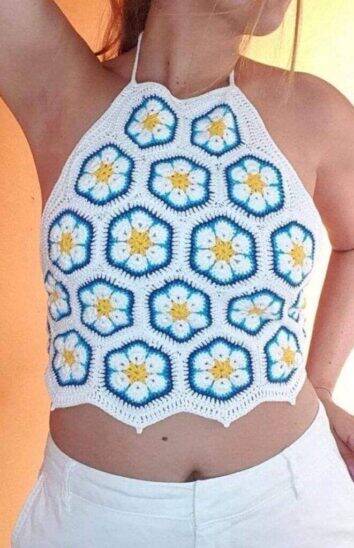 Descubra os croppeds de crochê perfeitos para brilhar nos dias de sol